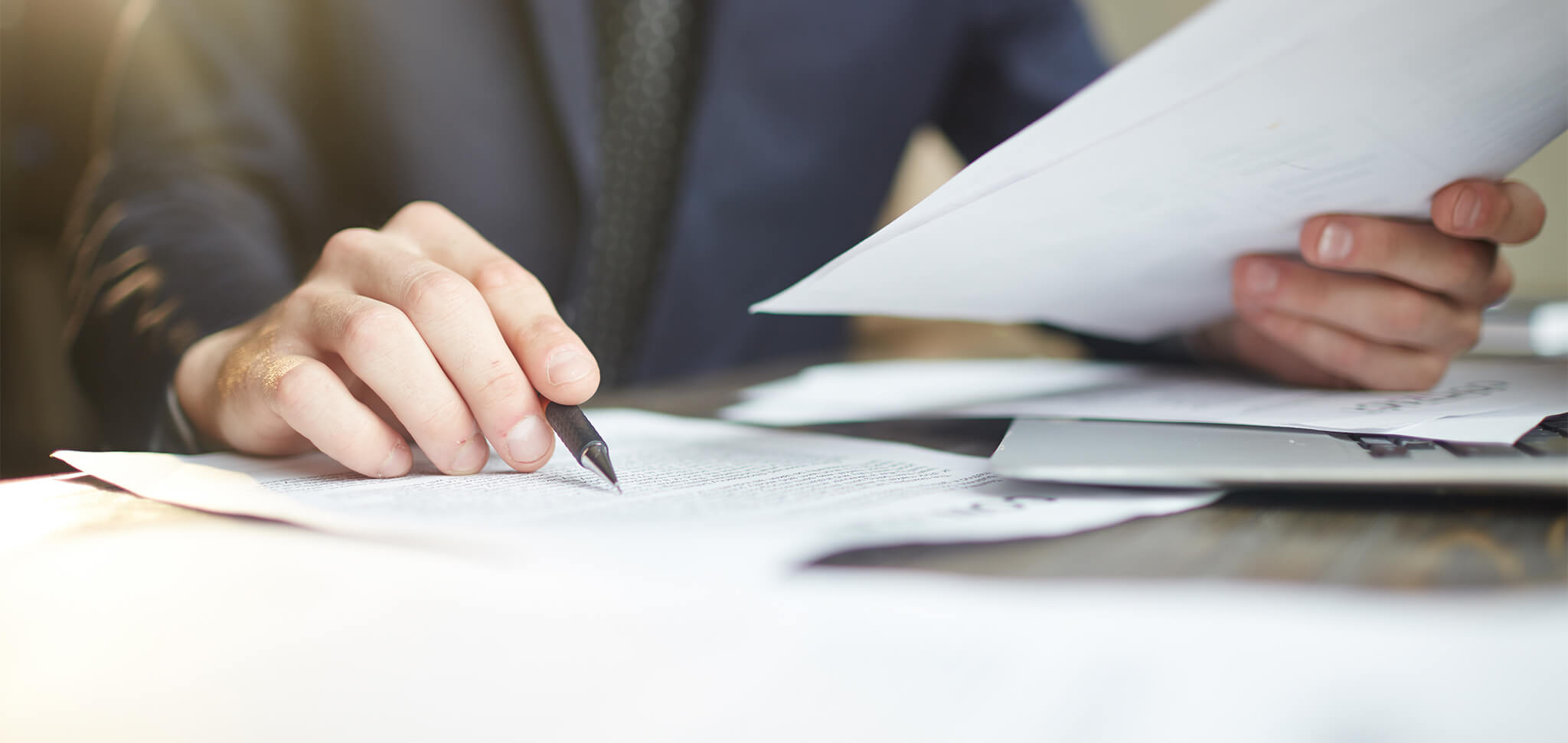 Insurance Defense Lawyers - Roerig, Oliveira & Fisher, LLC